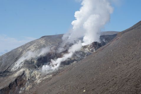 Tongariro Volcano & Volcanic Plateau | Tongariro Expeditions